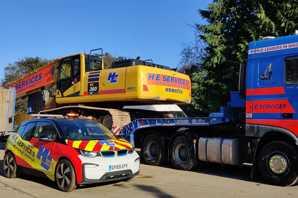 Large Digger Hire | H. E. Services | 14 tonne to 49 tonne.